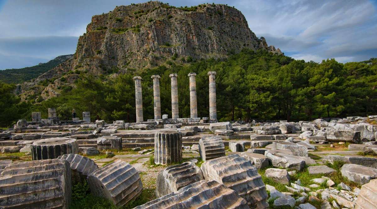 The ancient city of Priene - Visit My Turkey!
